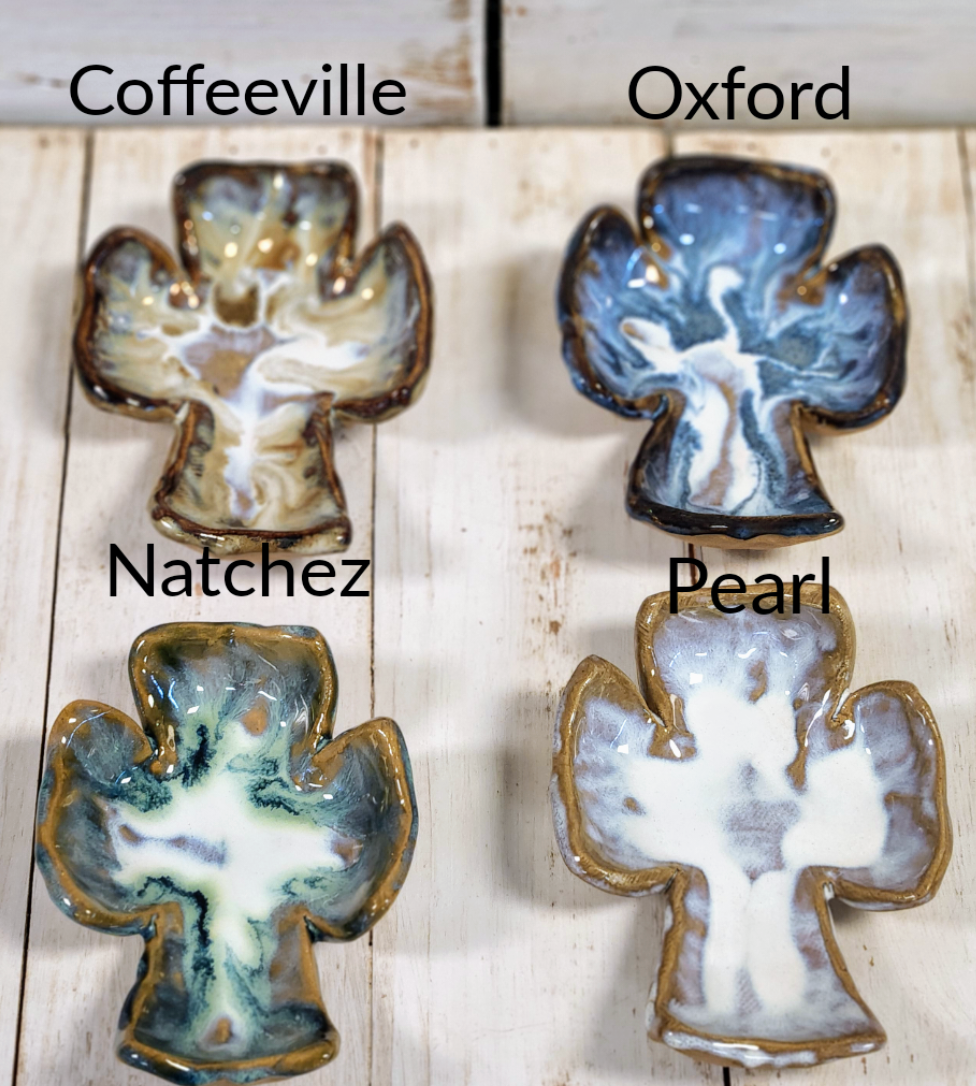 Tab Boren Pottery Cross Tray #108 – The Stompin' Grounds