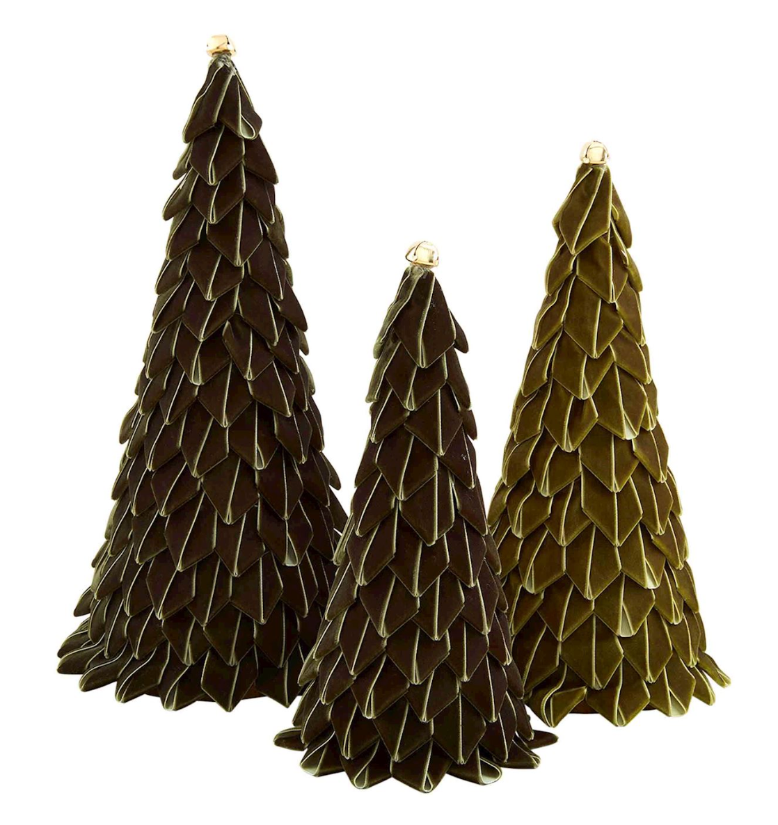 Christmas Ribbon Tree – The Stompin' Grounds